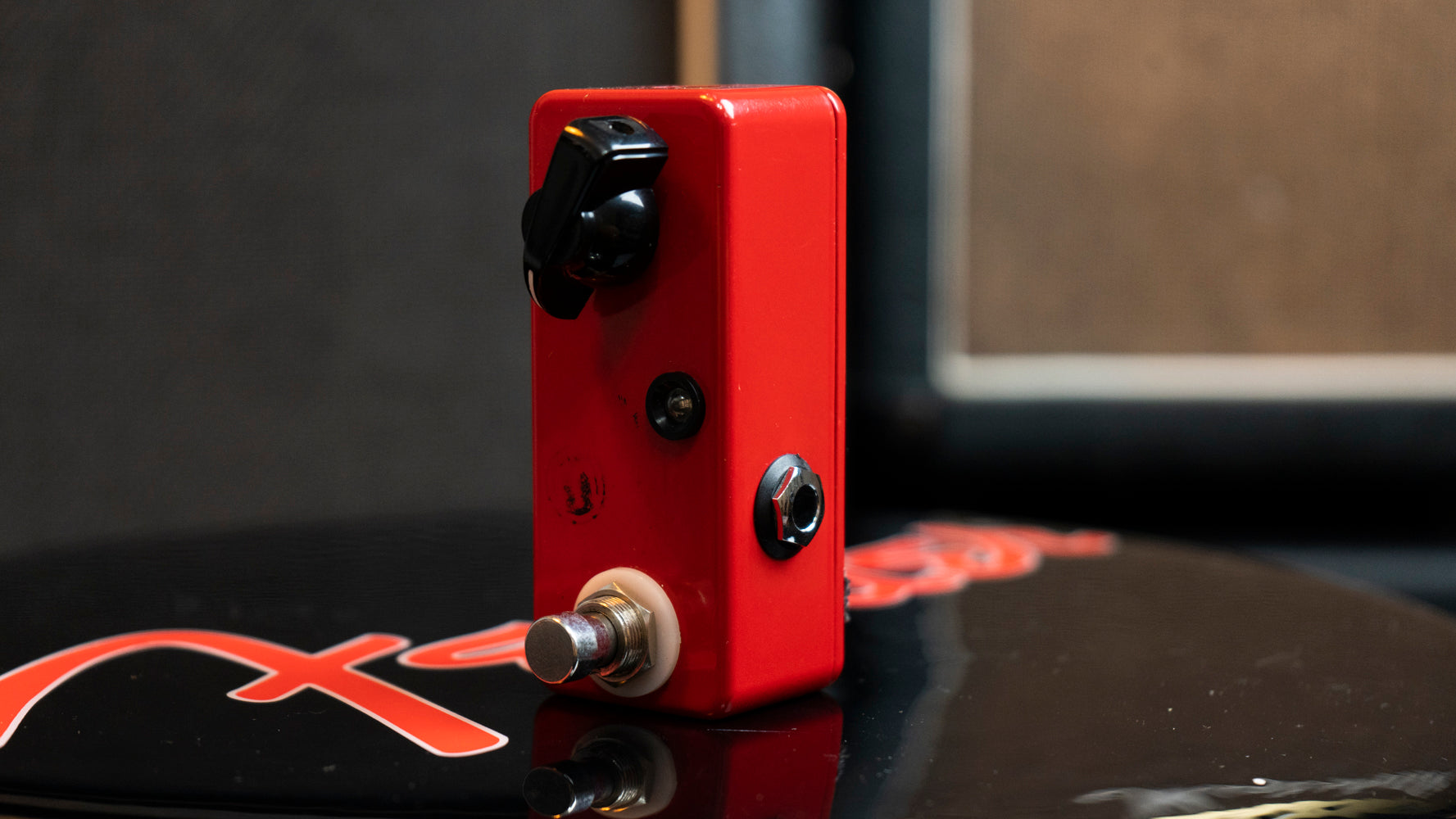 JHS Mini Bomb Boost JFET Boost Discontinued – Texas Tone Factory