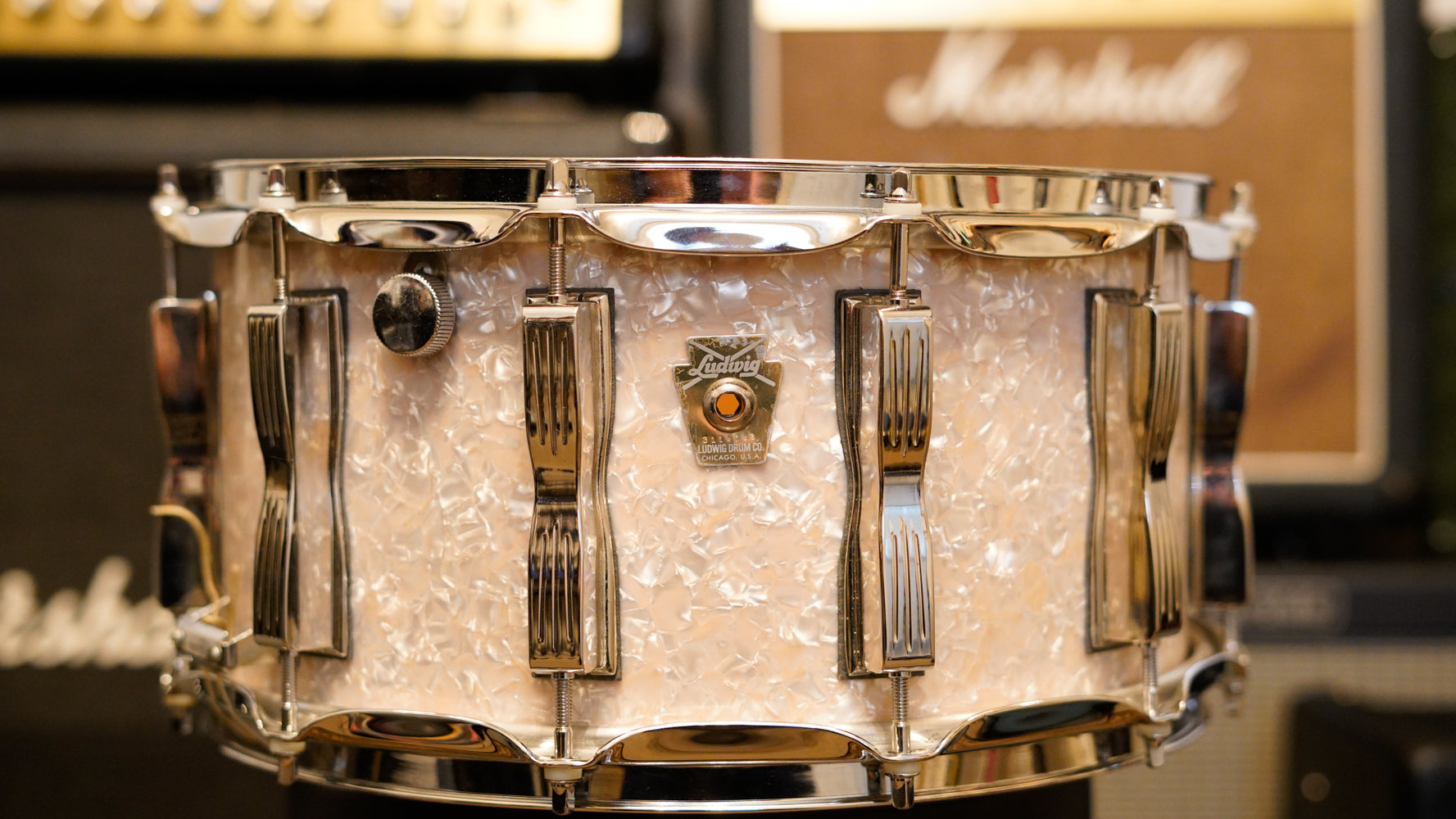 Ludwig Classic Maple Snare 6.5" x 14" white Marine Pearl 12 Lugs 1990 ...