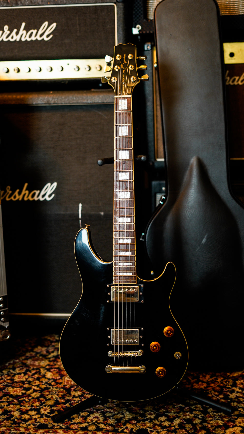 Peavey EXP Signature Black ELectric Guitar – Texas Tone Factory