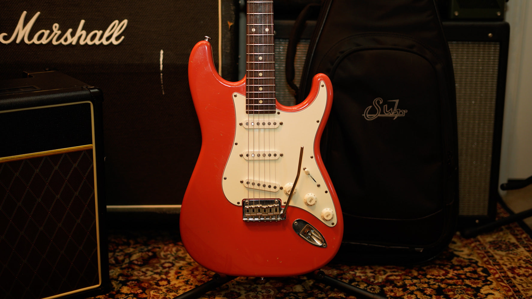 Suhr Classic S Antique Roasted Maple Neck Shell Pink Nitro – Texas Tone ...
